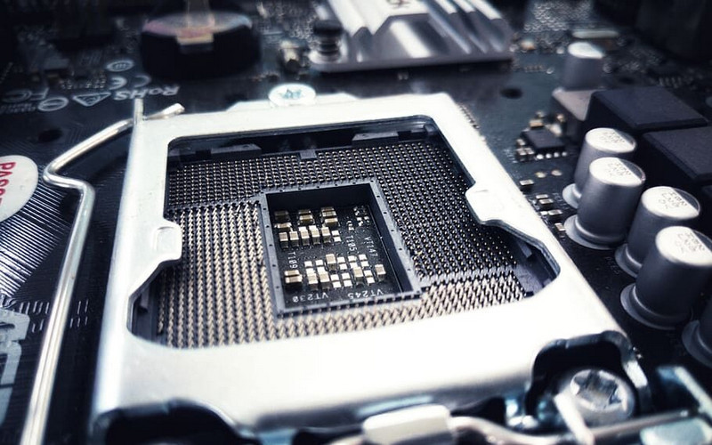 Socket CPU là gì? Các loại socket phổ biến và hỗ trợ CPU